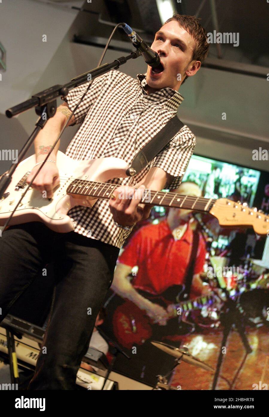 Sam preston of the ordinary boys hi-res stock photography and images ...