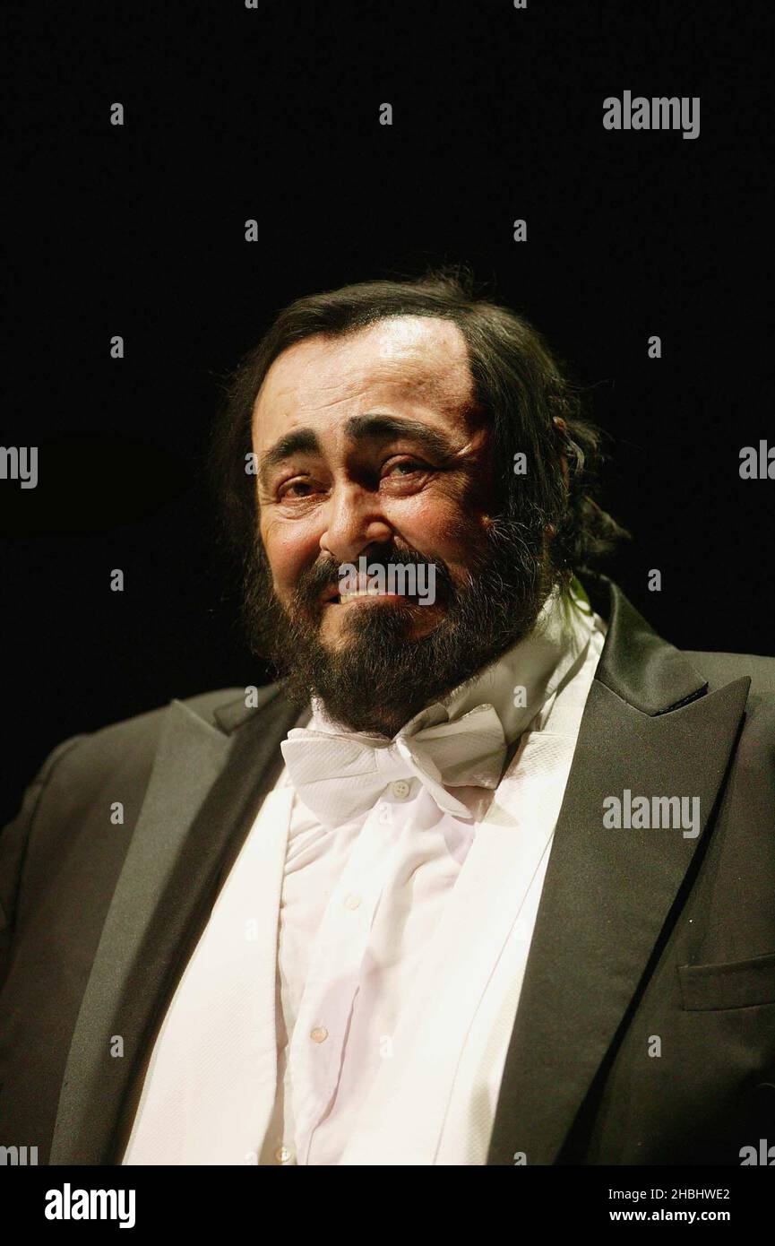 Luciano Pavarotti performs live on stage at the Royal Albert Hall in ...