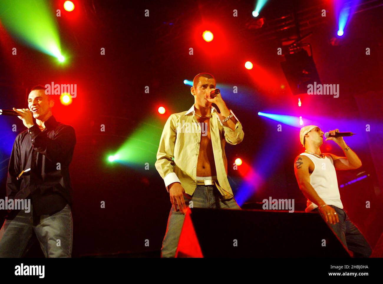 3sl live in concert at the MTV Five Night Stand at the Ocean, London ...