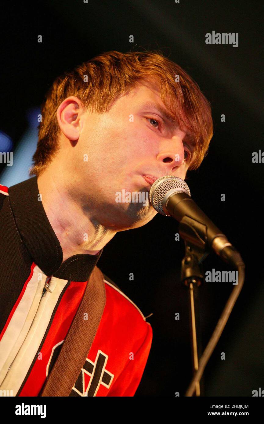 Alexander kapranos vocalist hi-res stock photography and images - Alamy