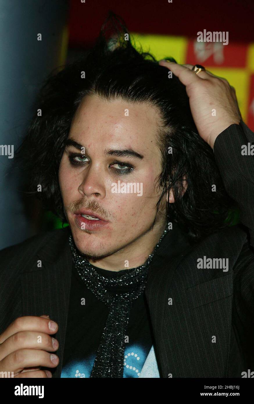 Luke Steele from Aussie psychedelic popsters Sleepy Jackson sign copies ...