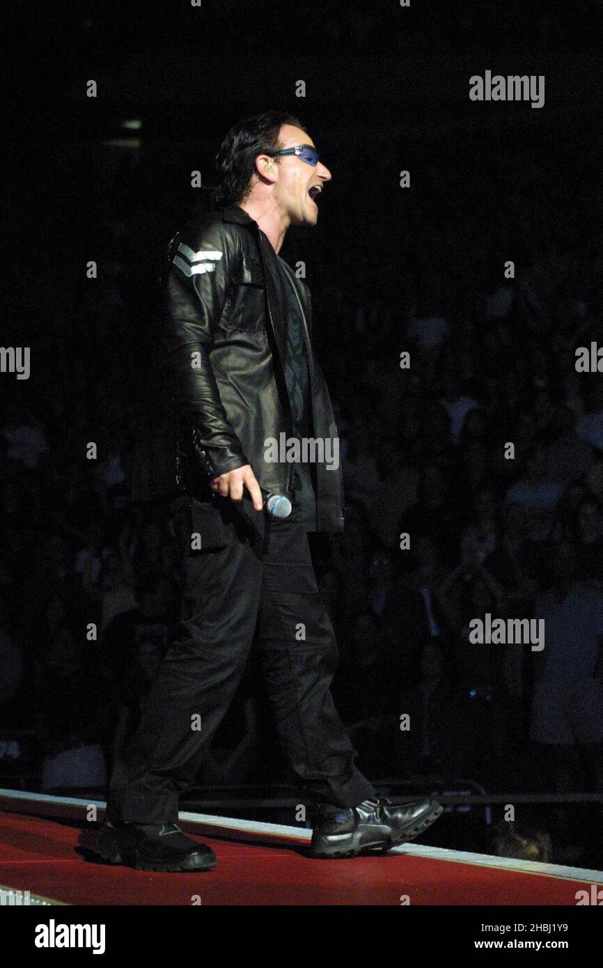 Bono in concert at the madison square garden hi-res stock photography ...