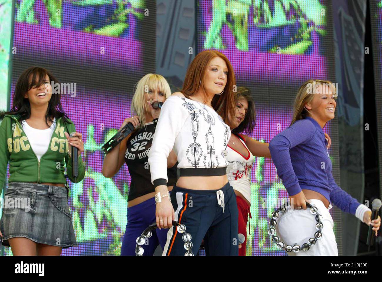Girls aloud perform live in hi-res stock photography and images - Alamy