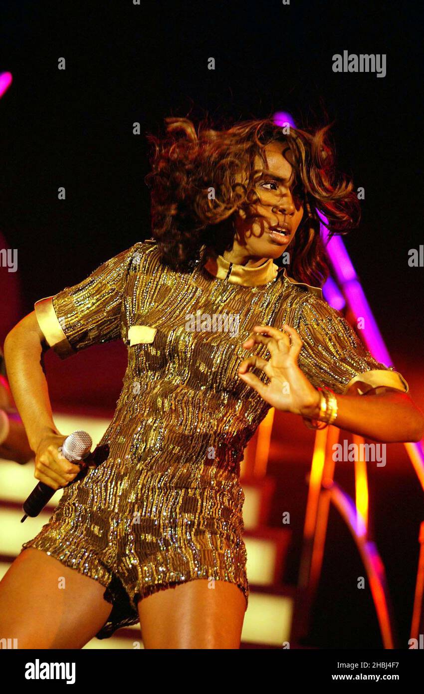Kelly Rowland (Destinys Child) performs live on stage at Kelly Rowland ...