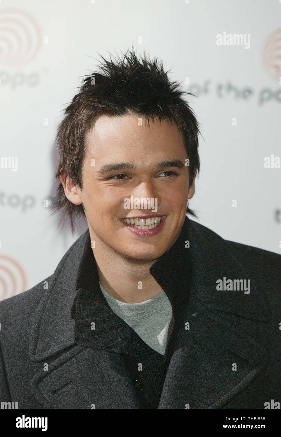 2003 in london local caption gareth gates hi-res stock photography and ...