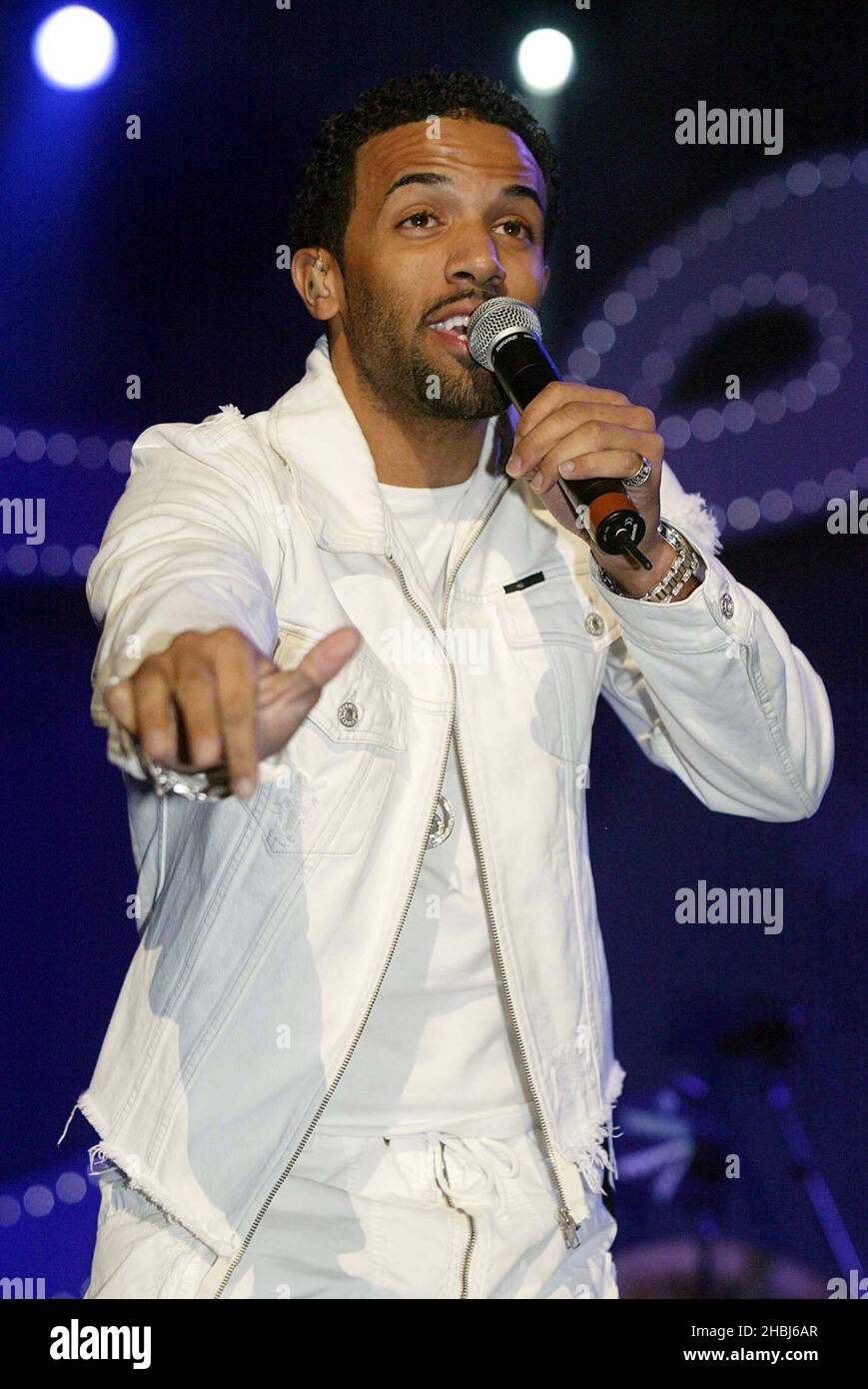 Craig david on stage hi-res stock photography and images - Alamy