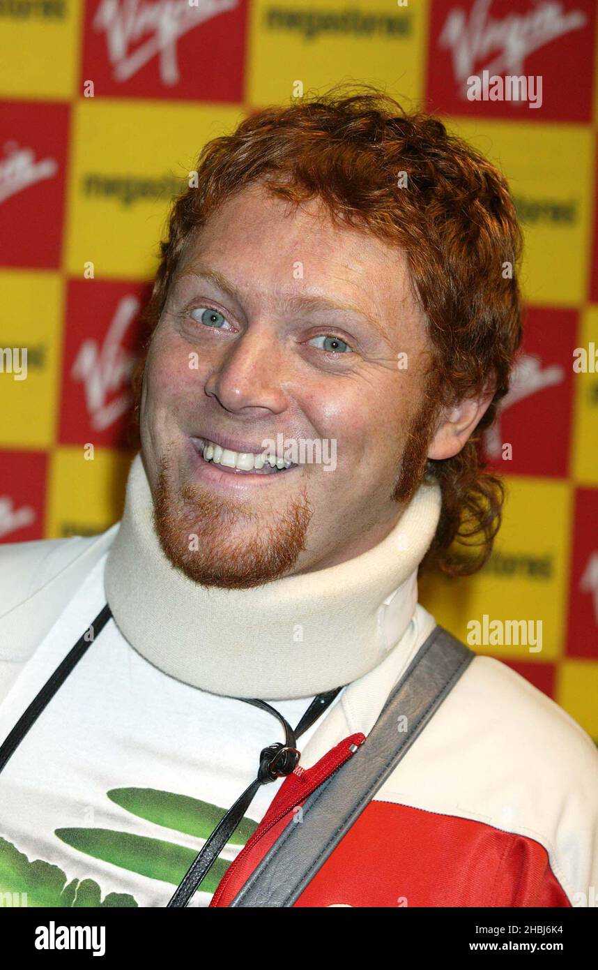 Bo Selector with Avid Merrion, head shot arrive at the Virgin Megastore ...