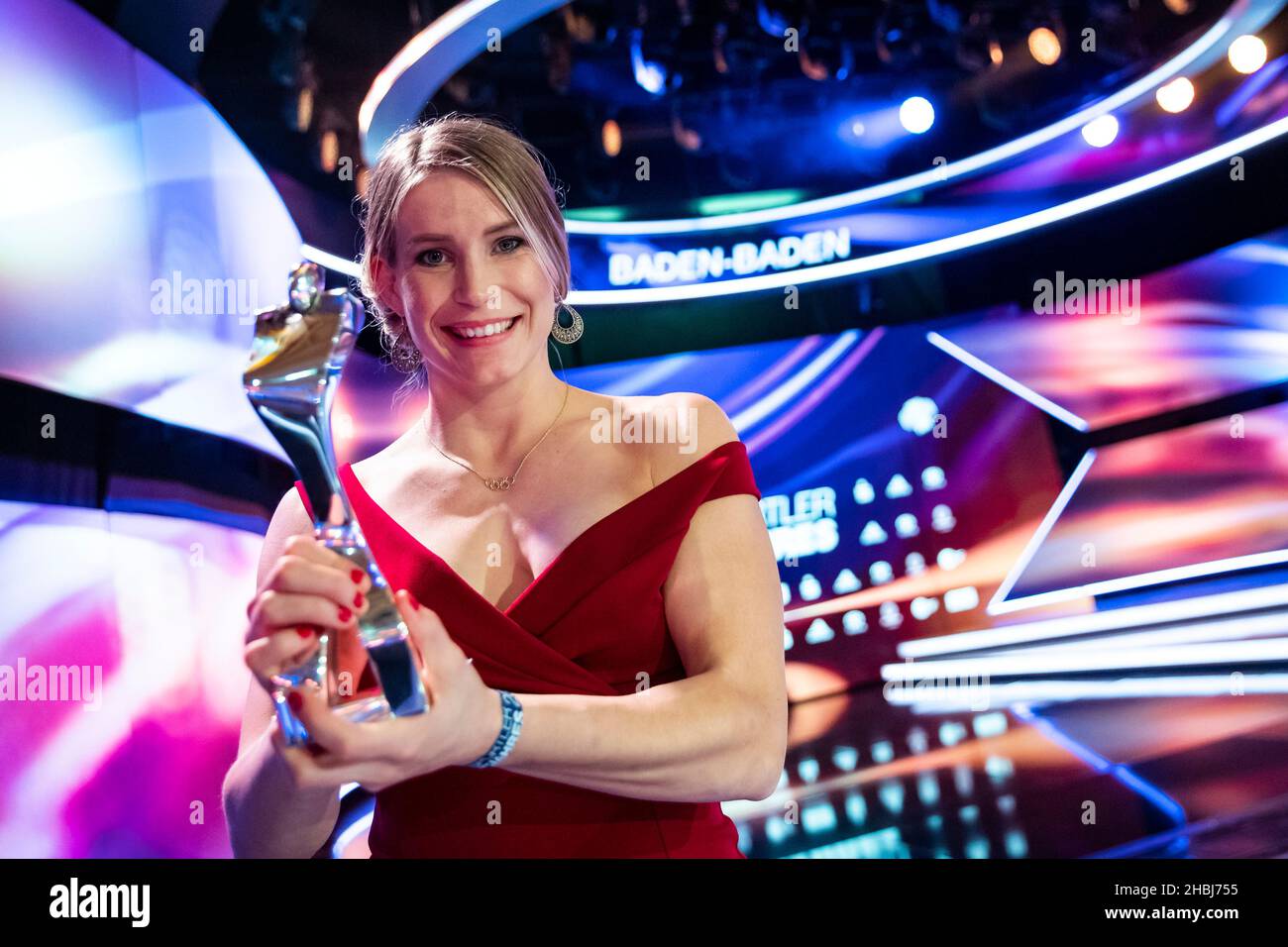 Baden Baden, Germany. 19th Dec, 2021. Wrestler Aline Rotter-Focken (2nd ...