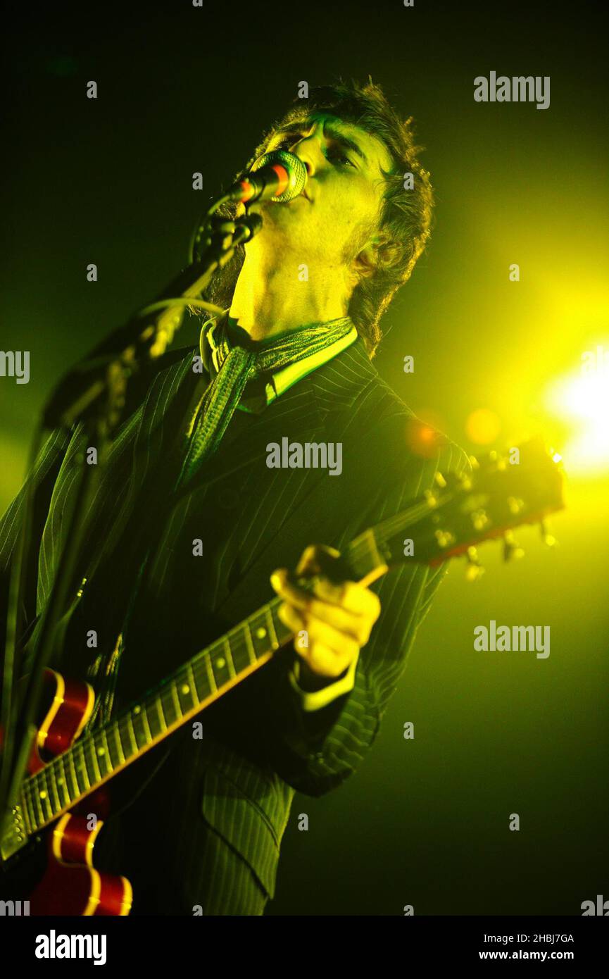 Jet (Australian Rock Group) perform live on stage at the Po Na Na at ...