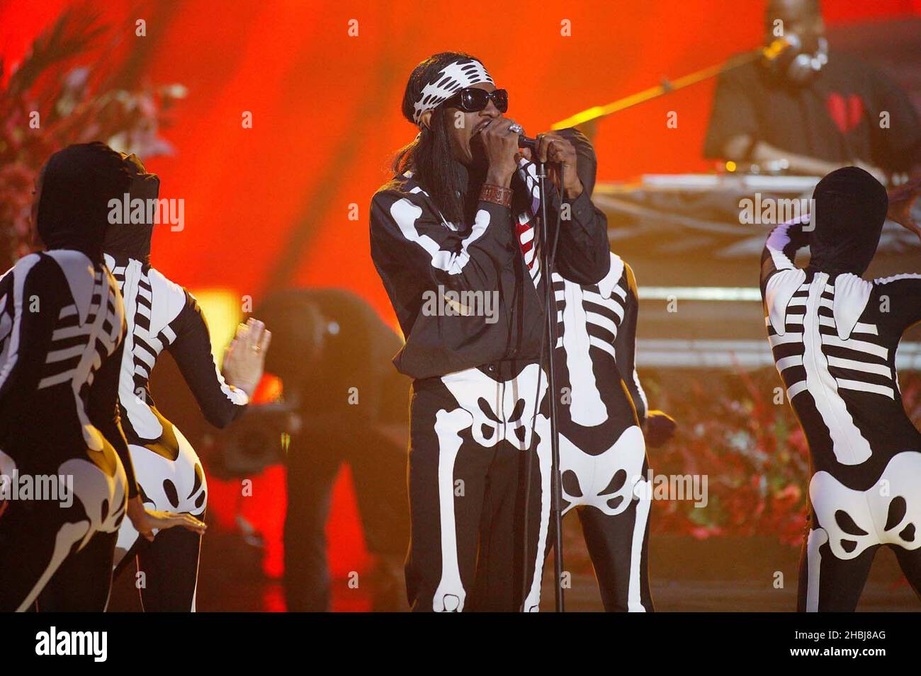 Outkast 2004 brit awards hi-res stock photography and images - Alamy