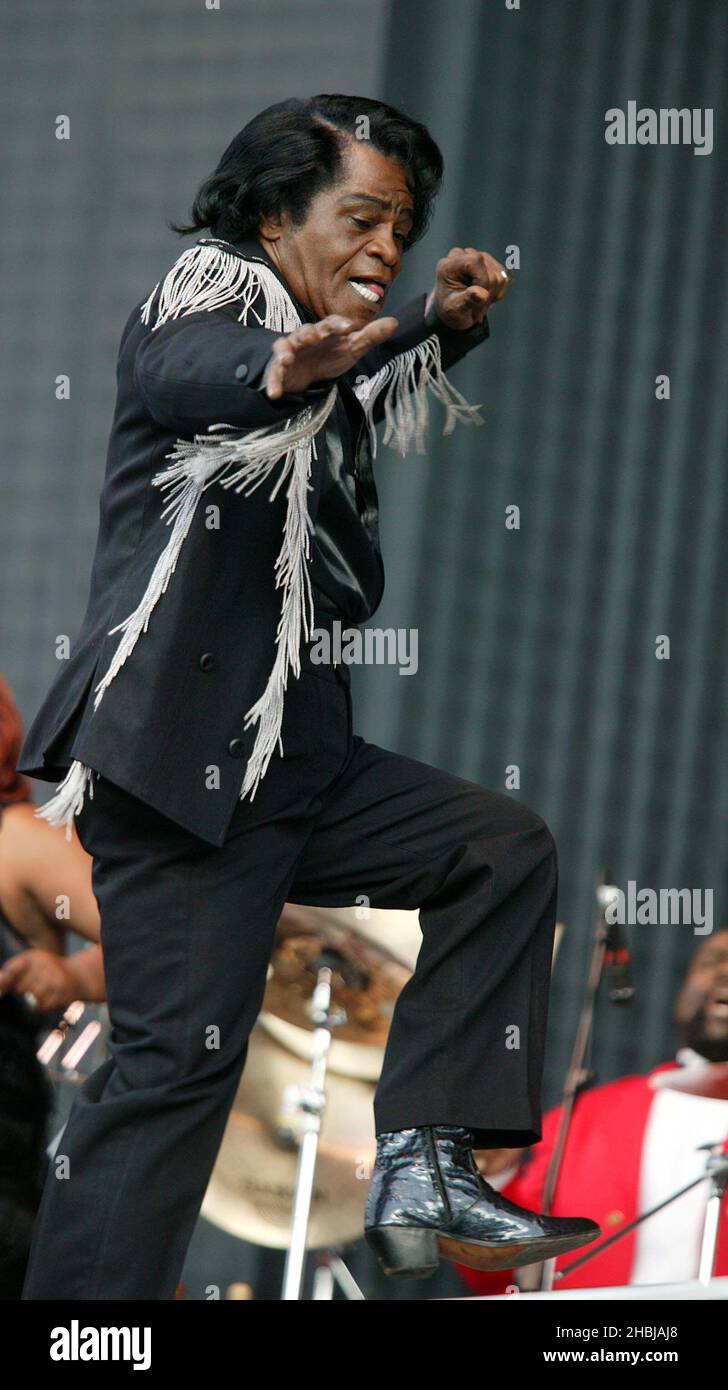 James Brown Dancing On Stage