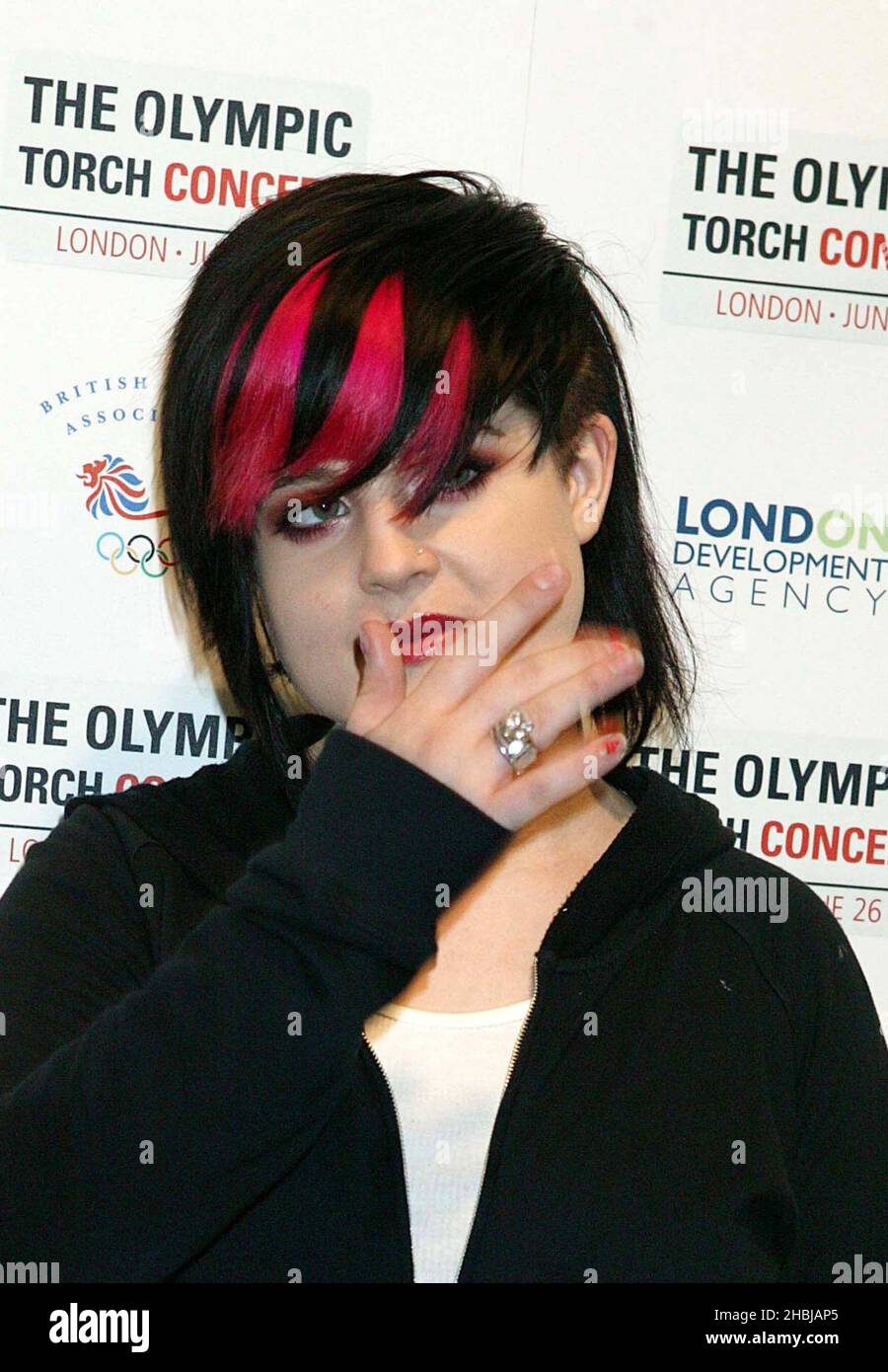 Kelly Osbourne poses backstage at the Olympic Torch Concert in The Mall ...