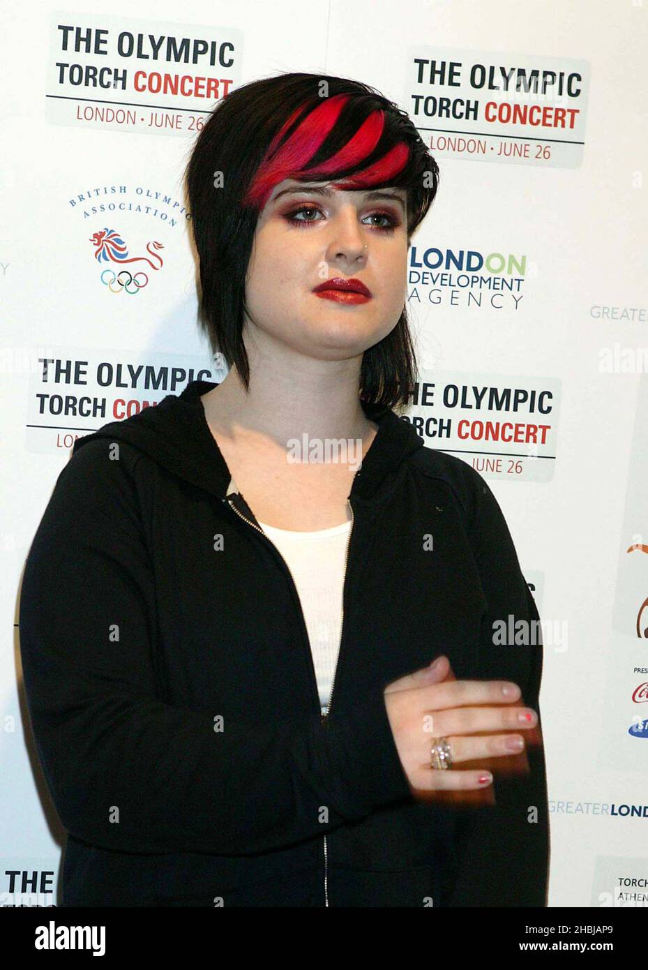 Kelly Osbourne poses backstage at the Olympic Torch Concert in The Mall ...