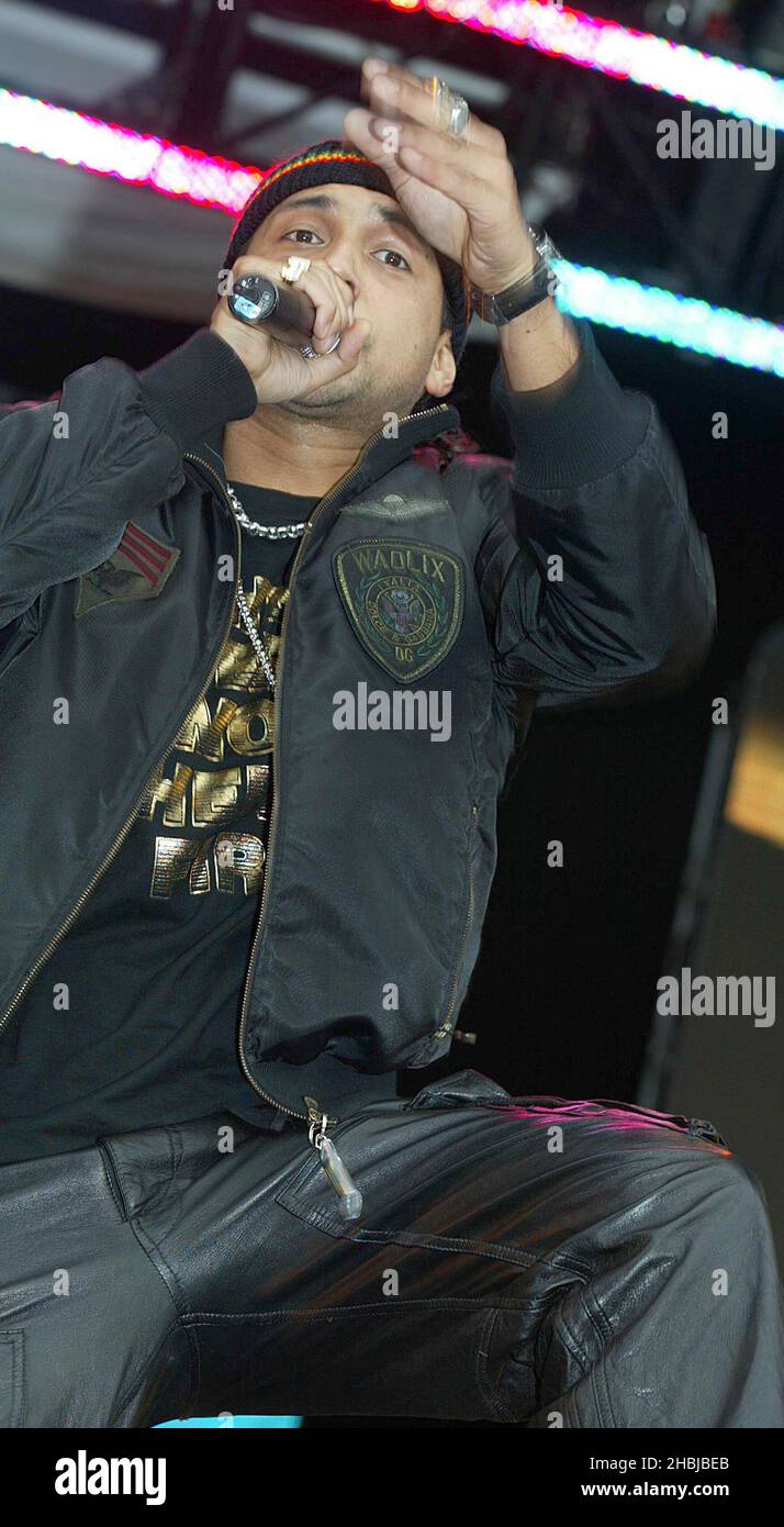 Sean paul performing at the princes trust capital fm party hi-res stock ...