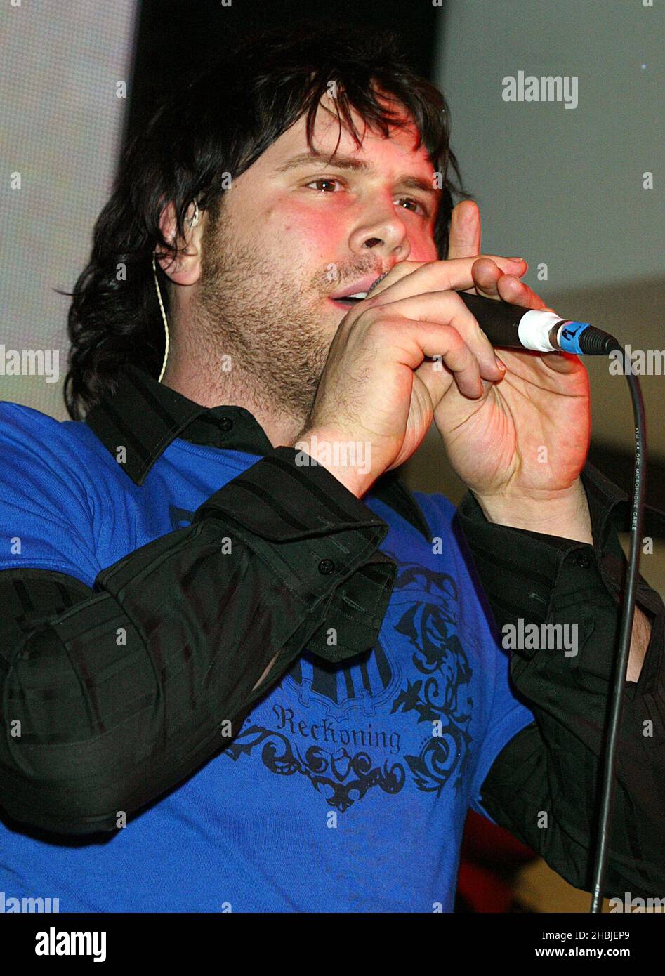 Singer daniel hi-res stock photography and images - Alamy