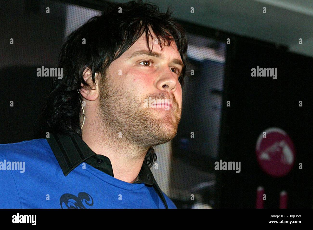 Singer Daniel Bedingfield performs live and signs copies of his new ...