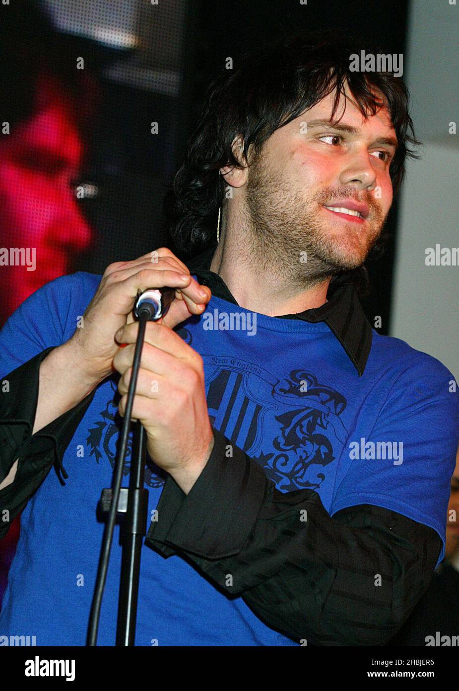 Singer Daniel Bedingfield performs live and signs copies of his new ...