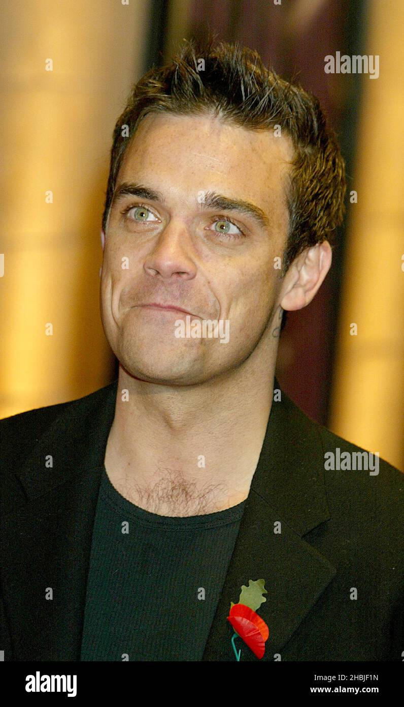 Robbie williams 1990s hi-res stock photography and images - Alamy