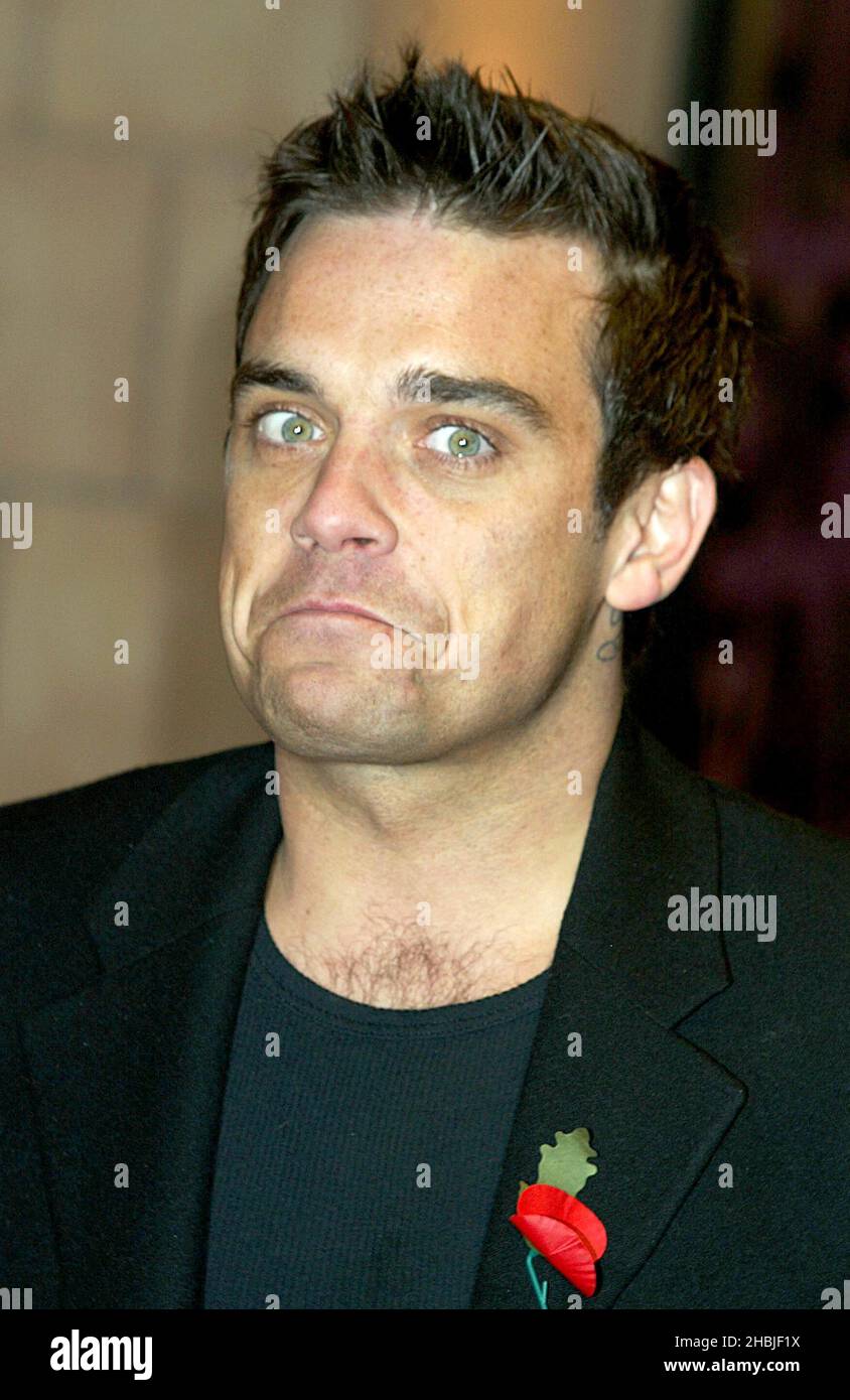 Robbie williams 1990s hi-res stock photography and images - Alamy