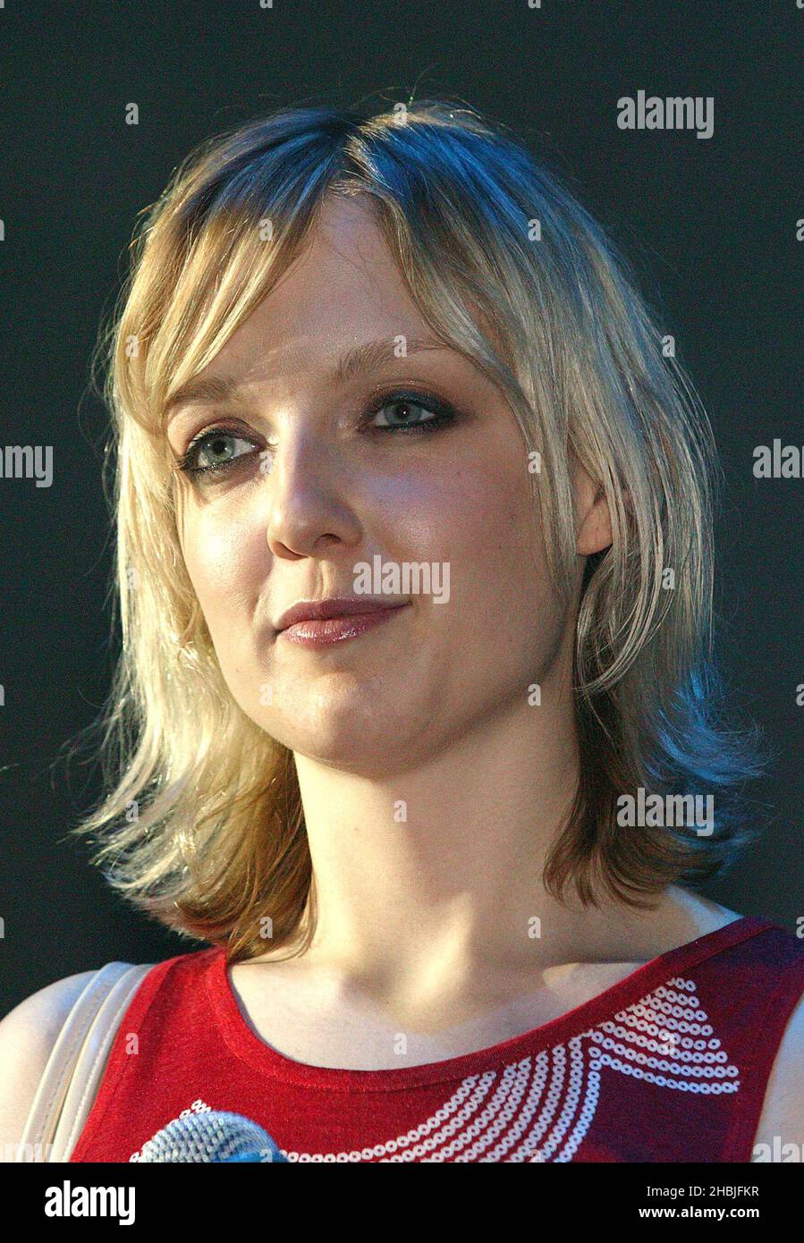 At the carling apollo hammersmith on december 5 hi-res stock ...