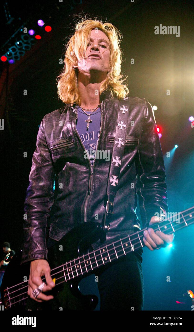 Velvet Revolver Concert Dates