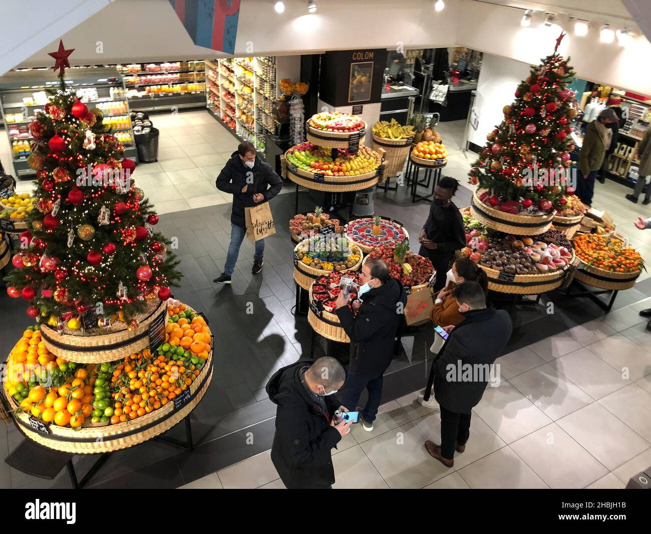 Galeries lafayette paris food hi-res stock photography and images - Alamy