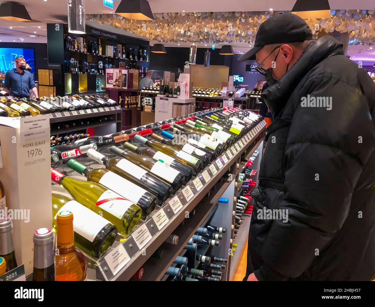 Paris, France, Chinese Man Shopping inside Galeries Lafayette ...