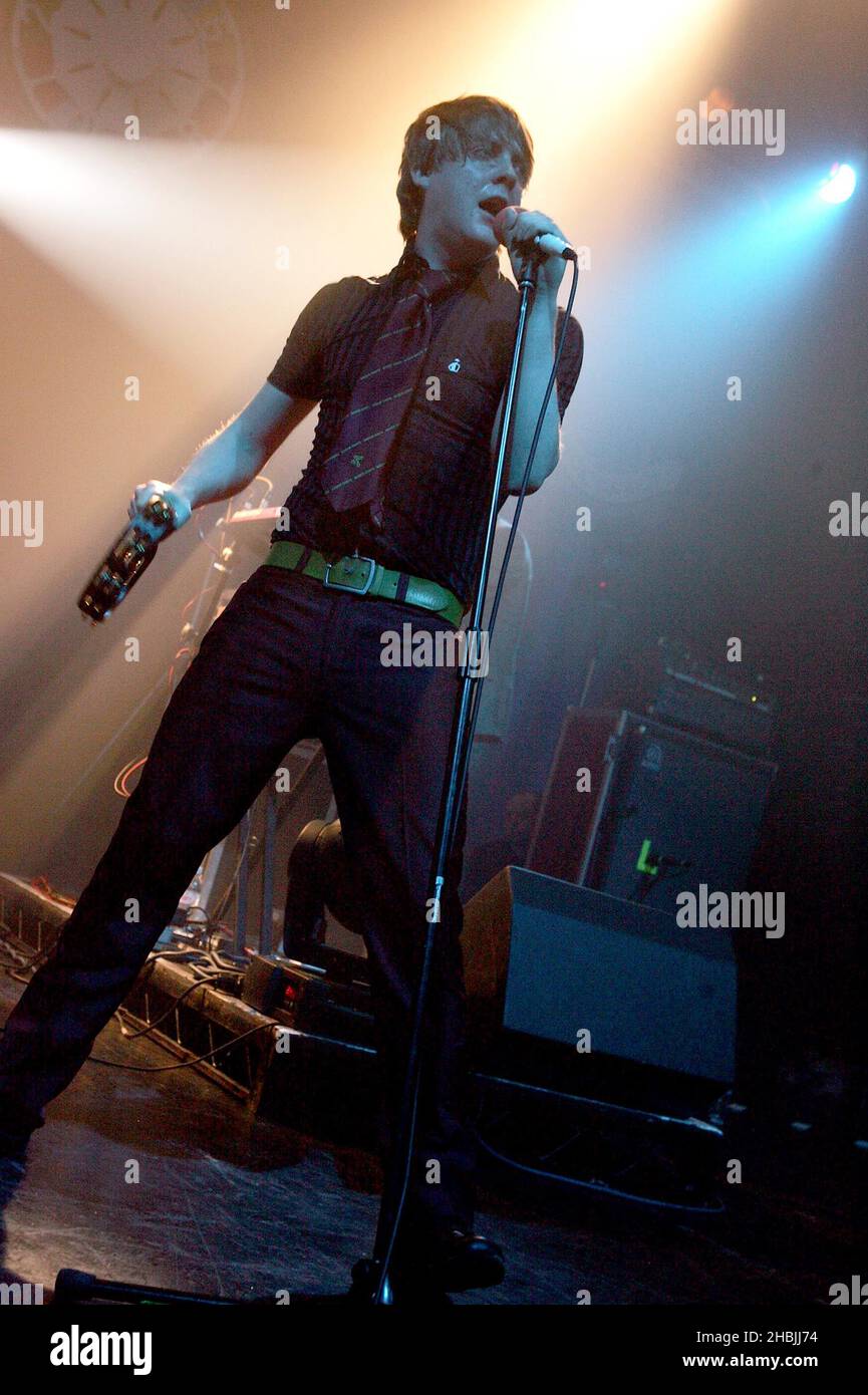 Ricky Wilson of Leeds band Kaiser Chiefs performs on stage at the ...