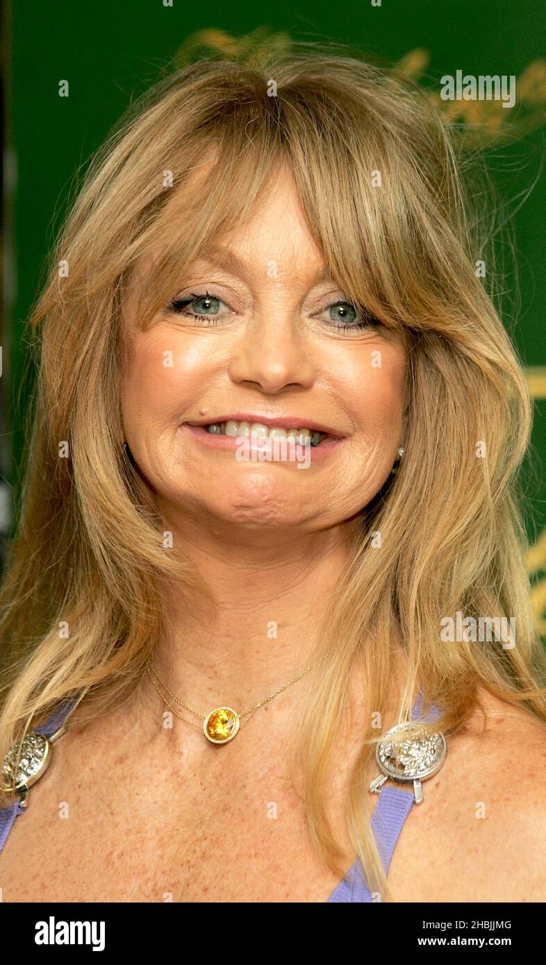 US actress Goldie Hawn signs copies of her memoirs "A Lotus Grows In ...