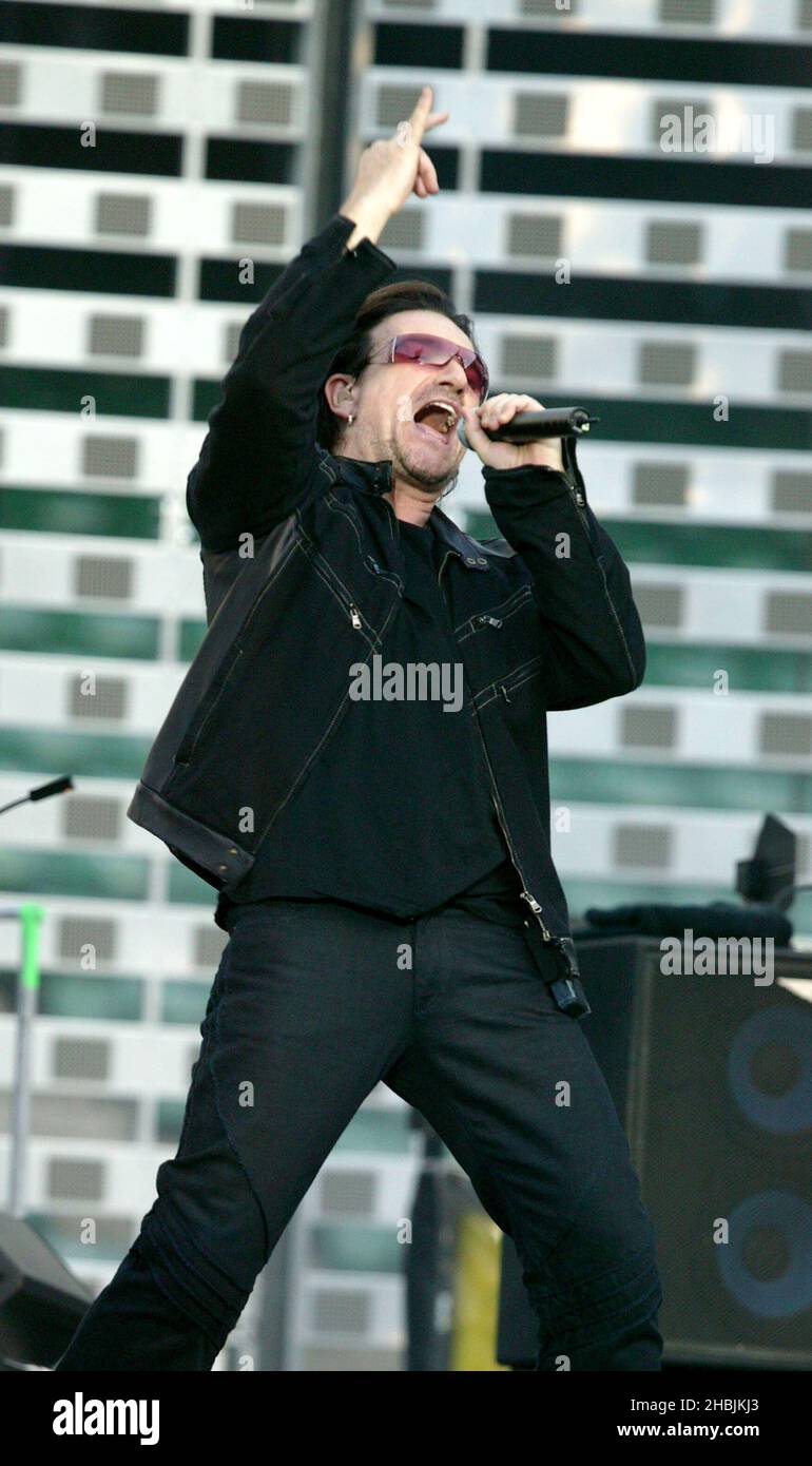 Bono of U2 perform on stage on the first London night of their "Vertigo ...