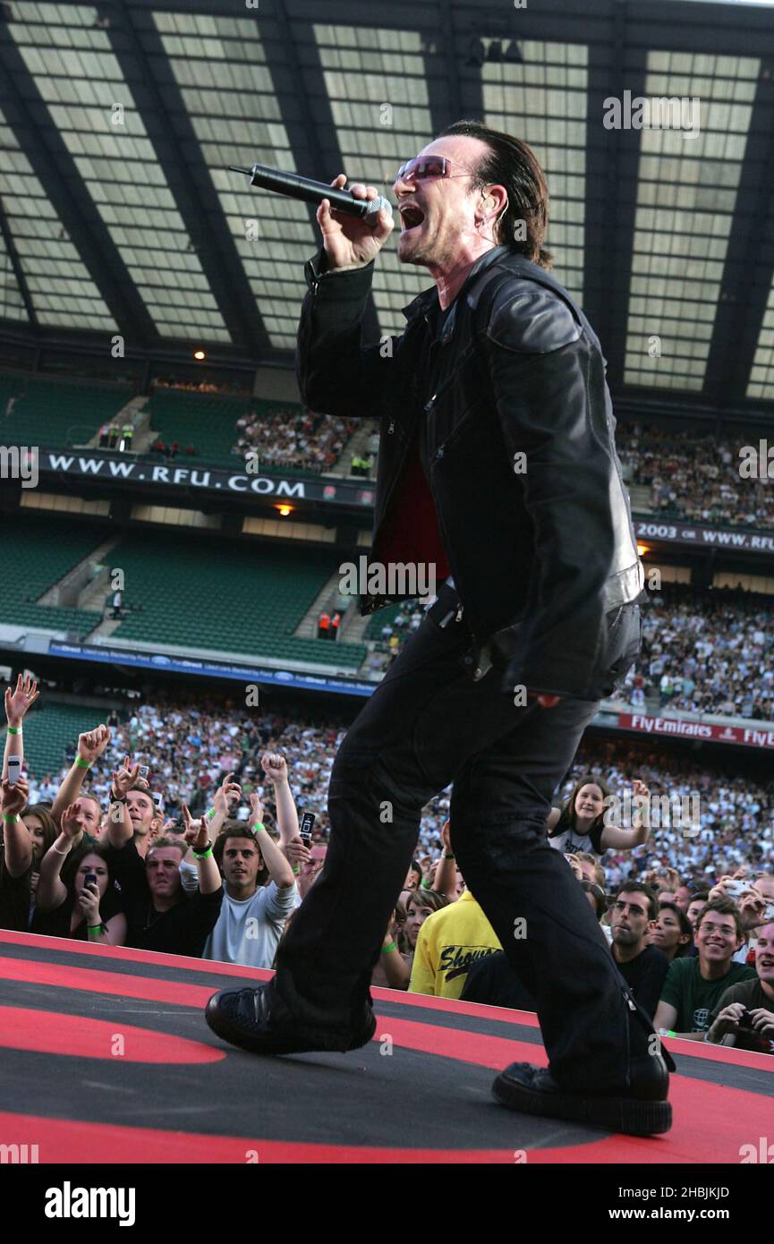 Bono of U2 perform on stage on the first London night of their "Vertigo ...