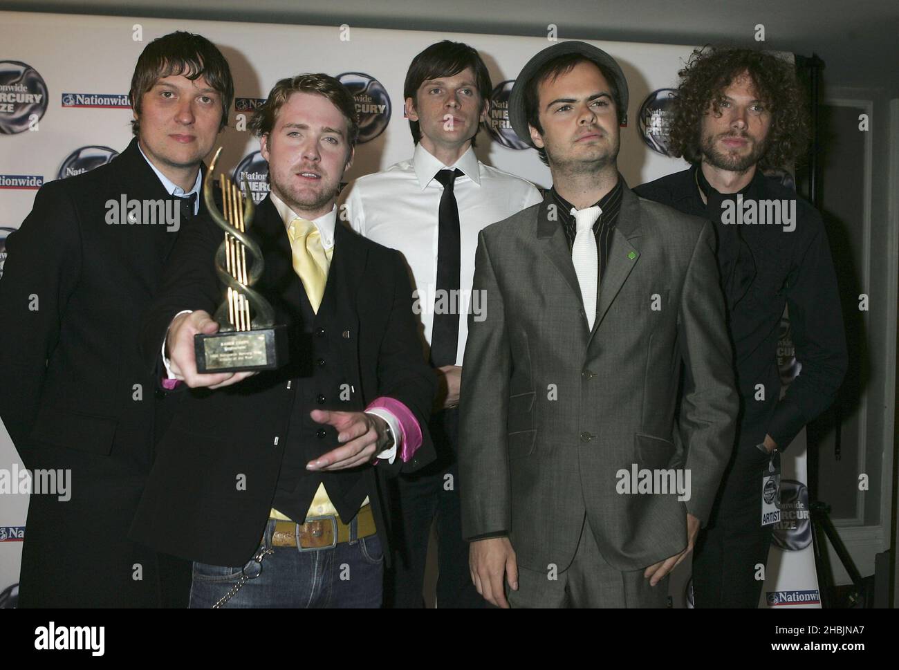 Kaiser Chiefs pose in press room nominated for the Mercury Music Prize ...