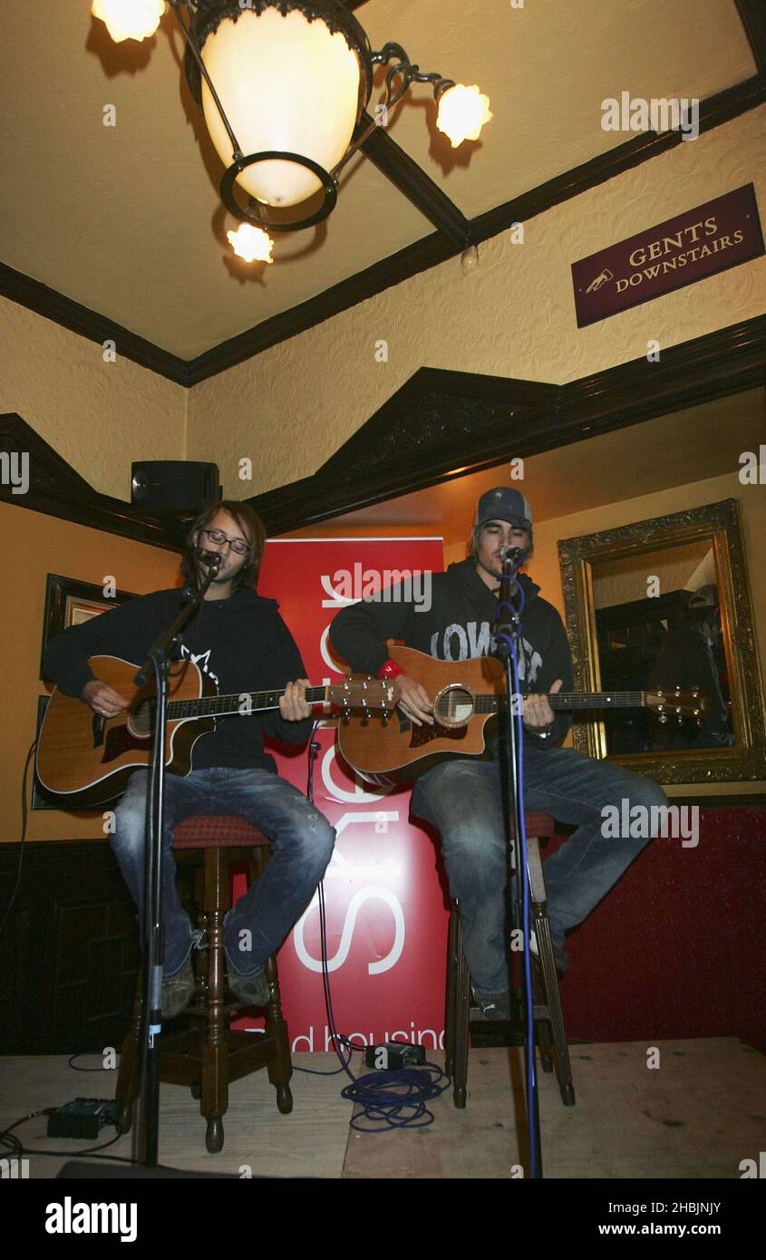 Charlie Simpson and Alex Westaway of Fightstar perform acoustic live on ...