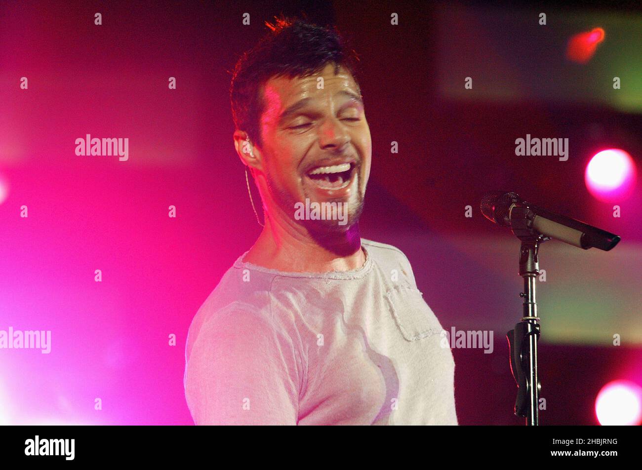 Puerto rican popstar ricky martin on stage hi-res stock photography and ...