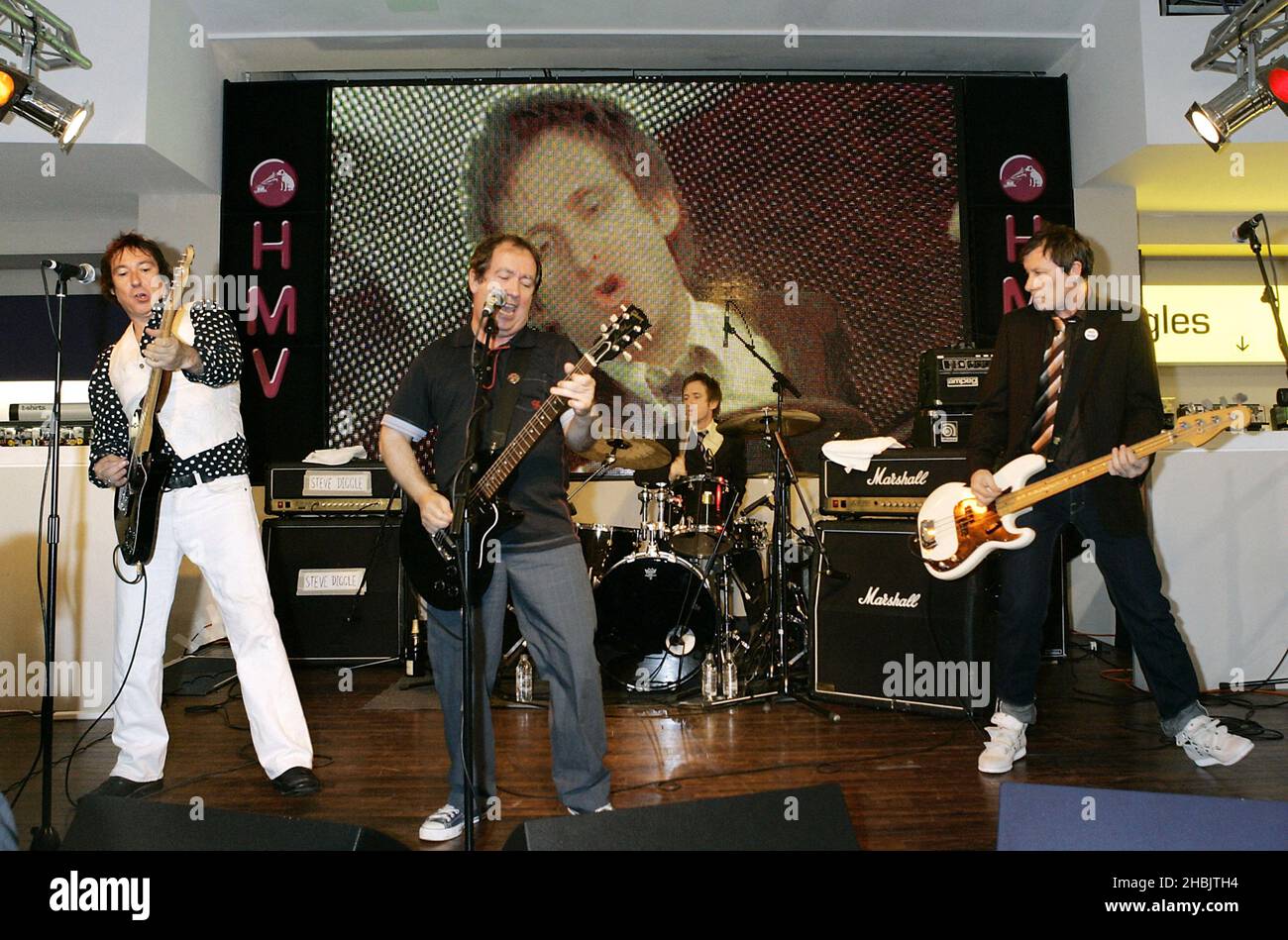 Steve Diggle, Pete Shelley, Steve Garvey and Danny Farrant of the ...