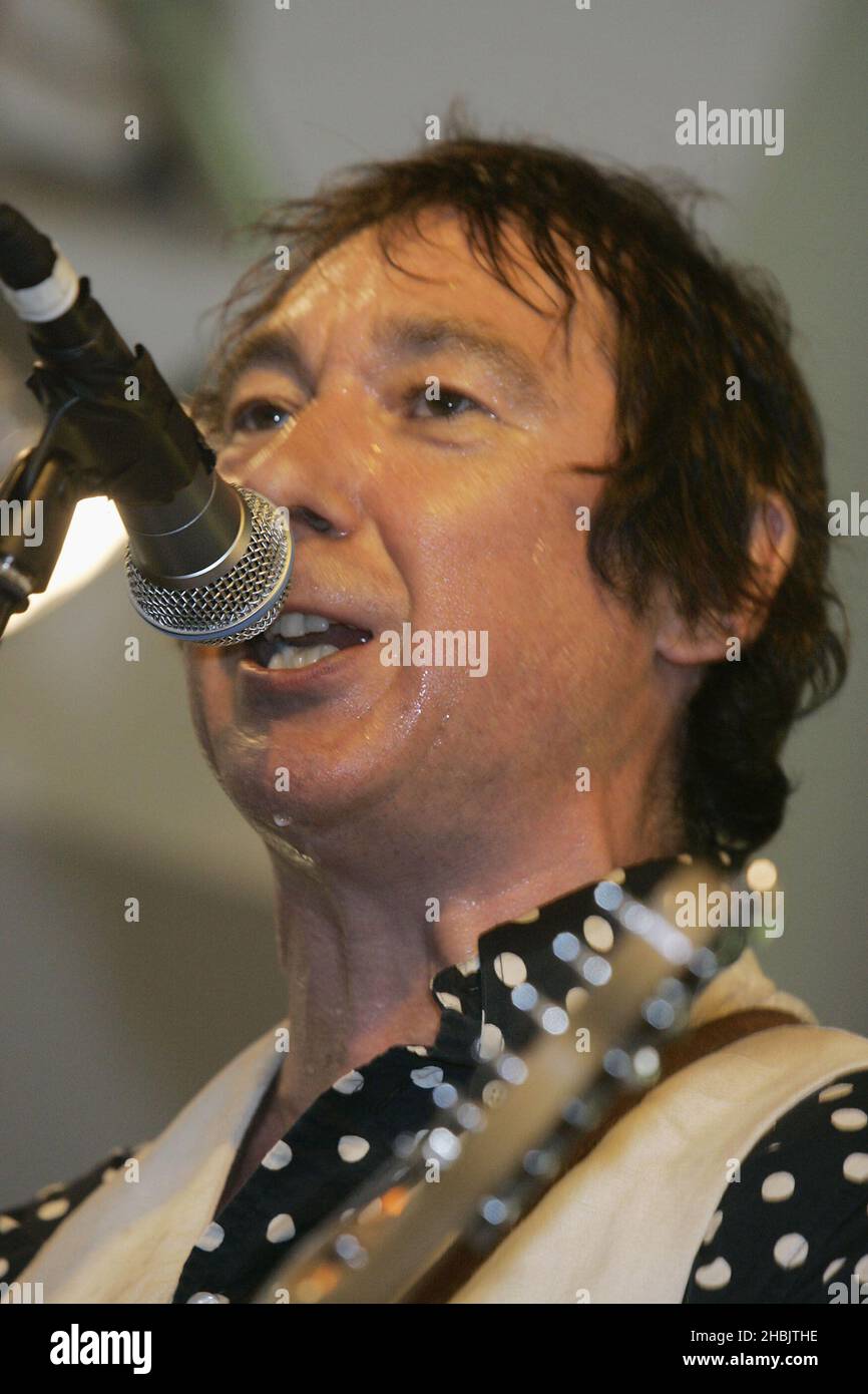 Steve Diggle, Pete Shelley, Steve Garvey and Danny Farrant of the ...