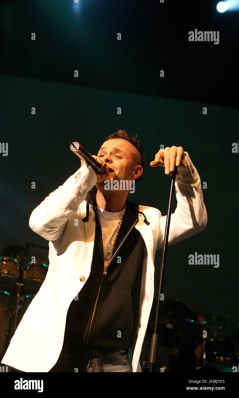 East 17 Brian Harvey High Resolution Stock Photography and Images - Alamy