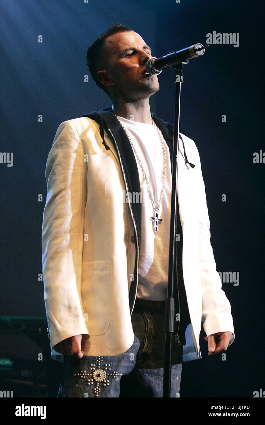 Terry coldwell of e17 on stage hi-res stock photography and images - Alamy