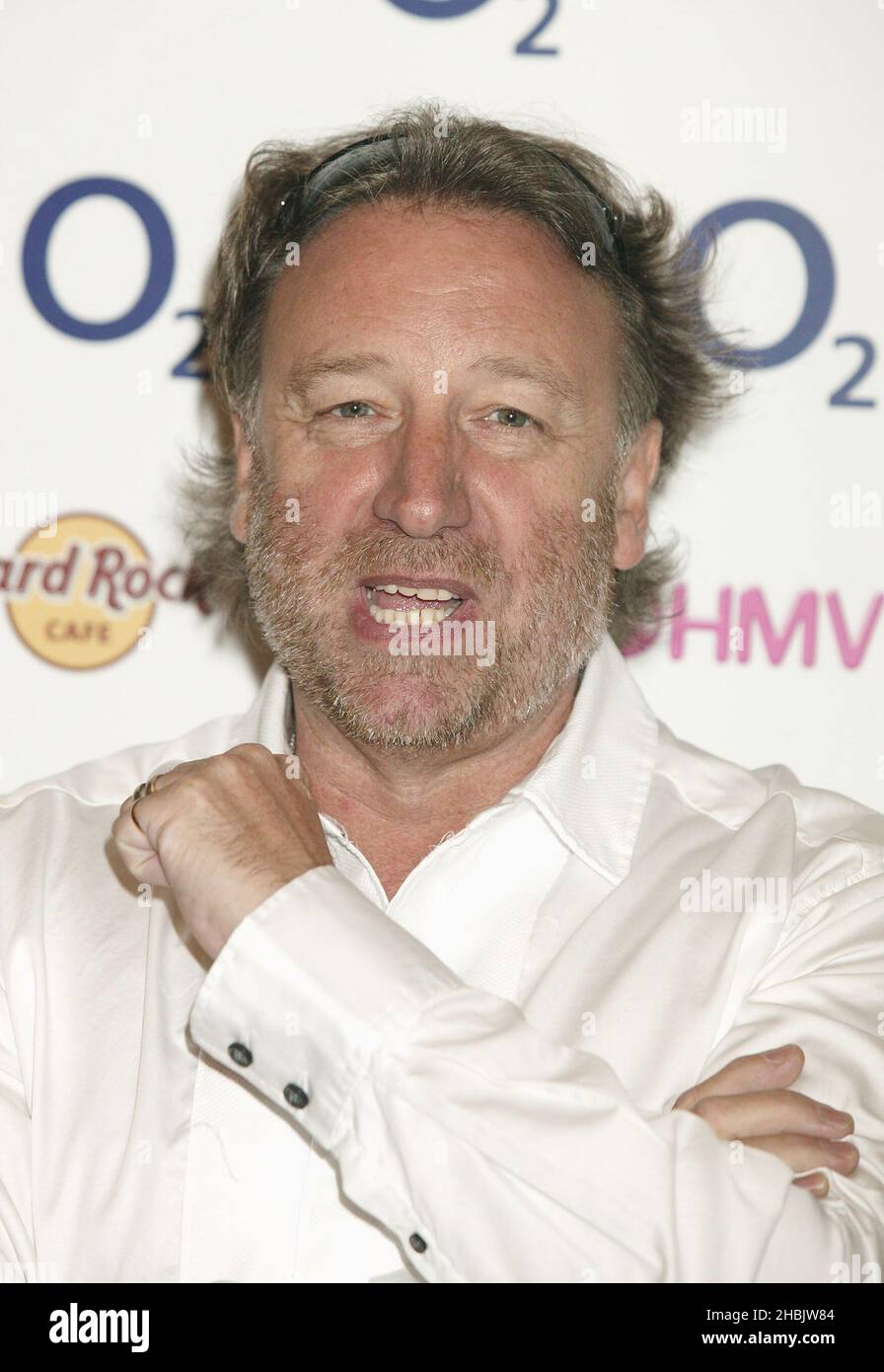 Peter hook hi-res stock photography and images - Alamy