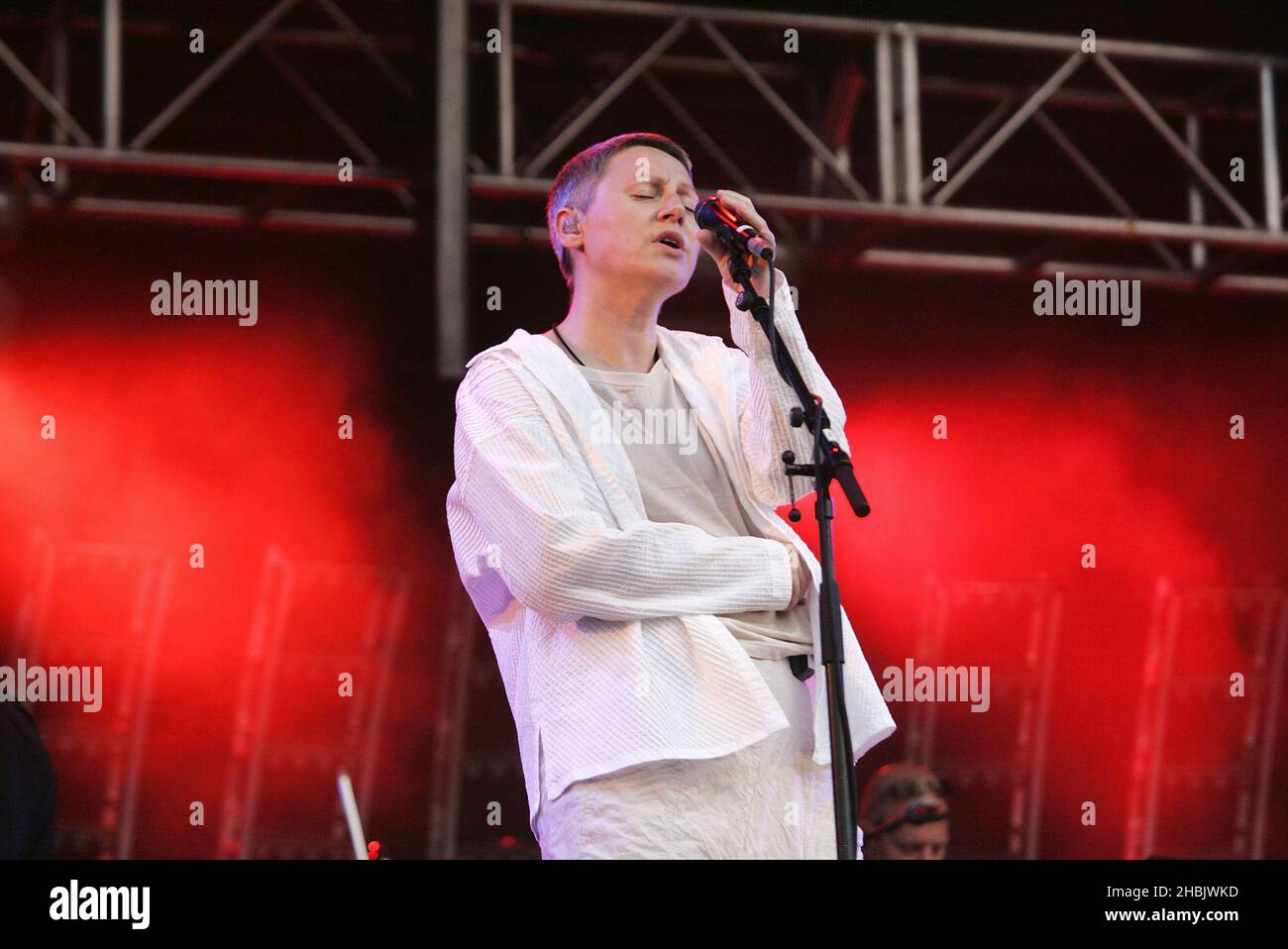 Elizabeth Frazer performs with Massive Attack Stock Photo - Alamy