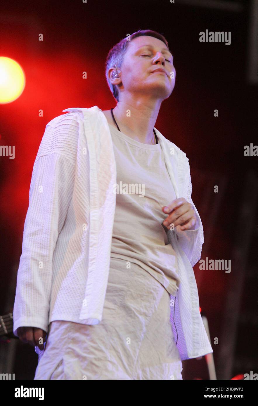 Elizabeth frazer performs with massive attack hi-res stock photography ...