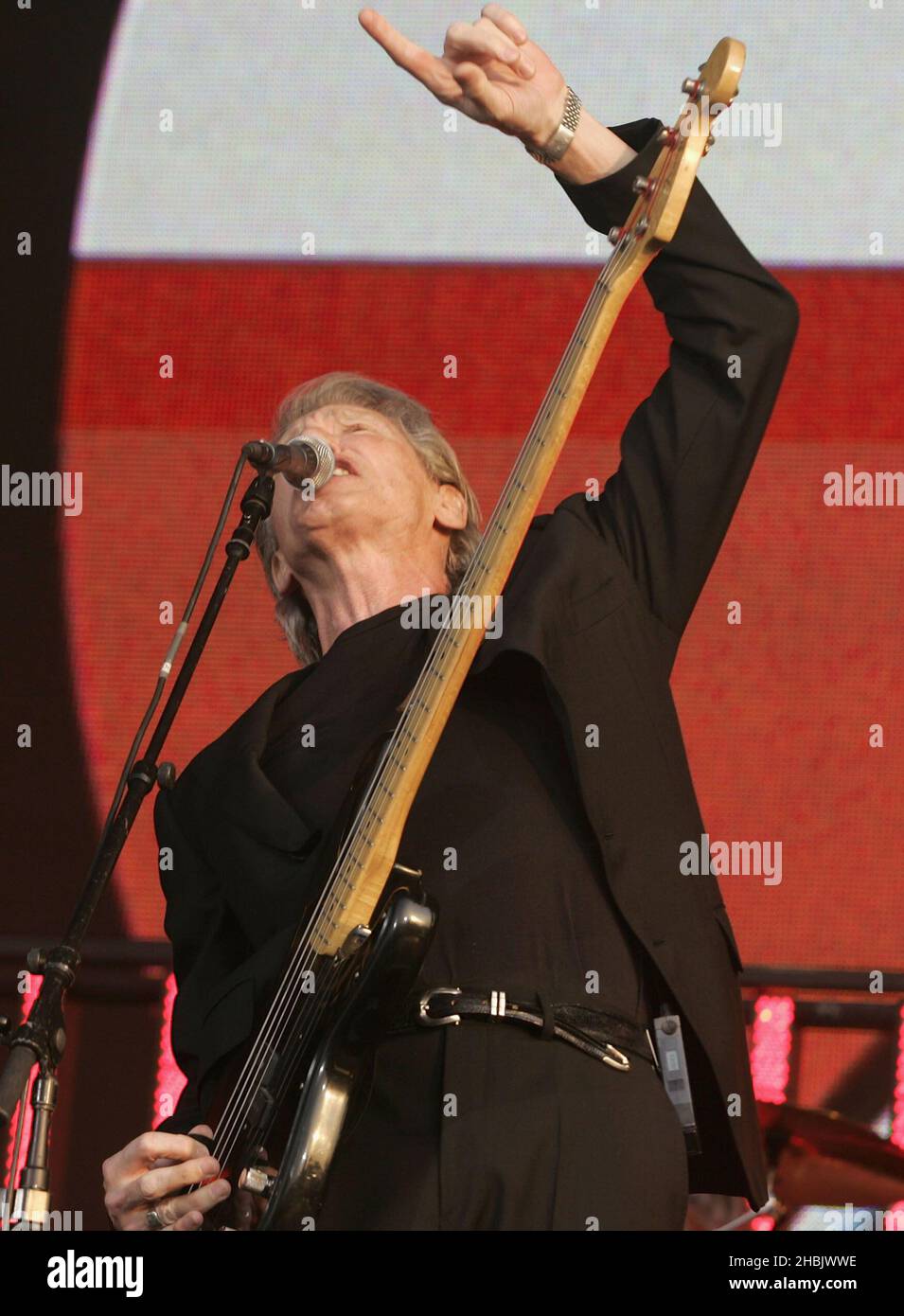 Roger Waters performing Stock Photo - Alamy