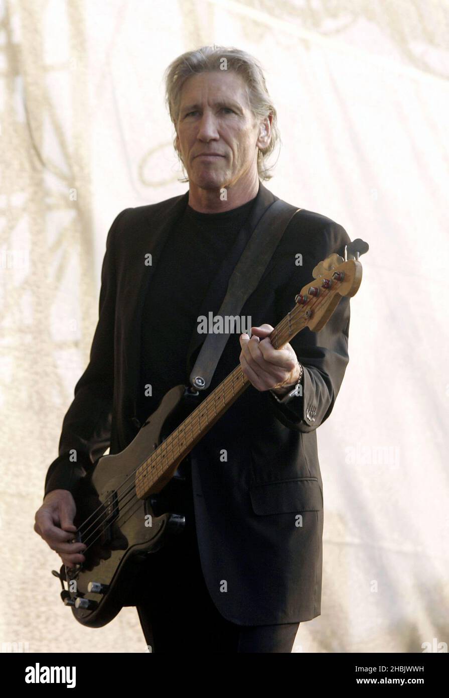 Roger Waters performing Stock Photo - Alamy