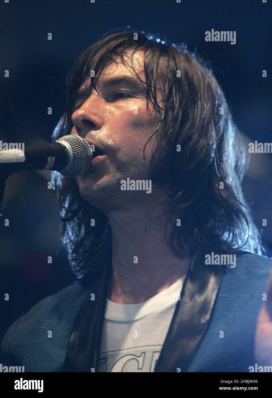 Bobby Gillespie of Primal Scream performing Stock Photo - Alamy