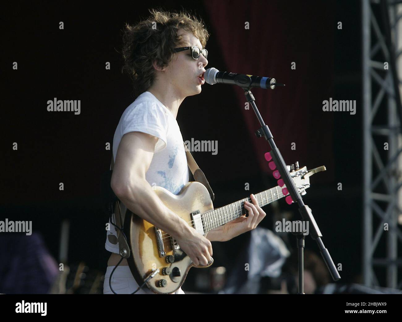 Johnny borrell hi-res stock photography and images - Alamy
