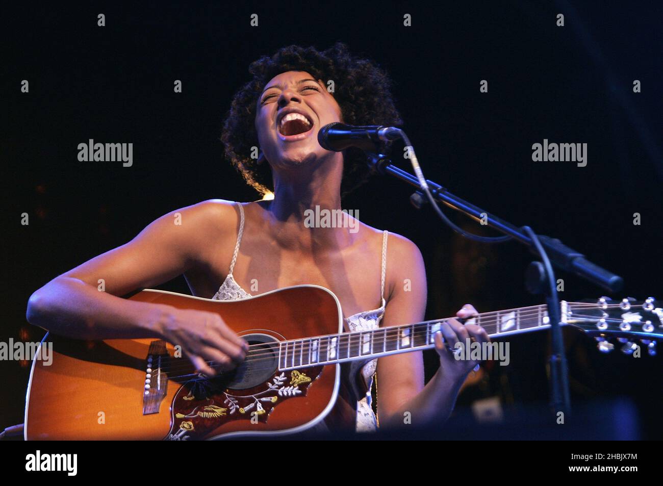 Corinne Bailey Rae performing Stock Photo - Alamy
