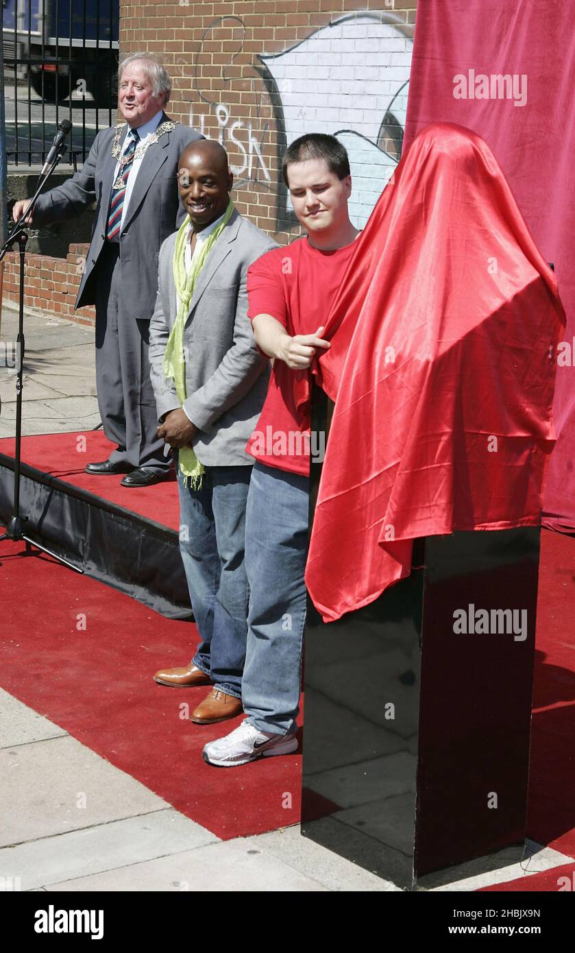 Friday night project hi-res stock photography and images - Alamy