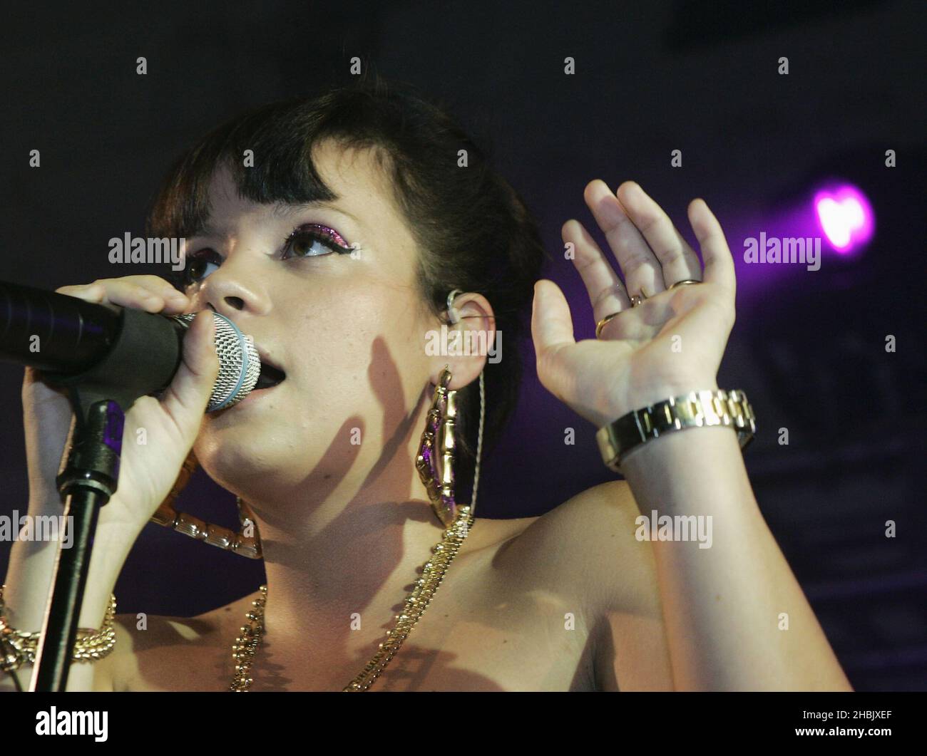 Lily allen head shot hi-res stock photography and images - Alamy