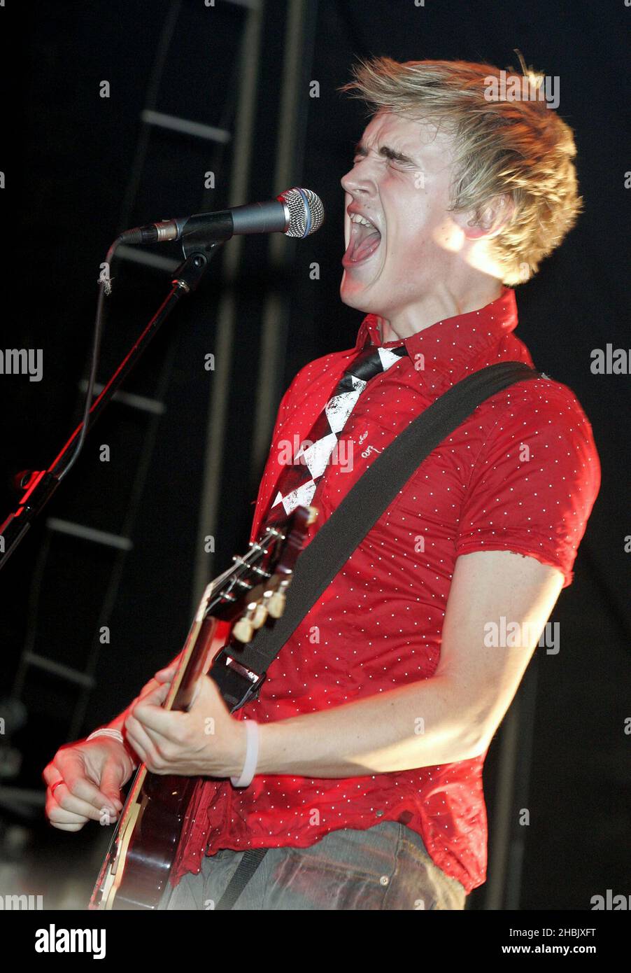 Tom fletcher of mcfly hi-res stock photography and images - Alamy