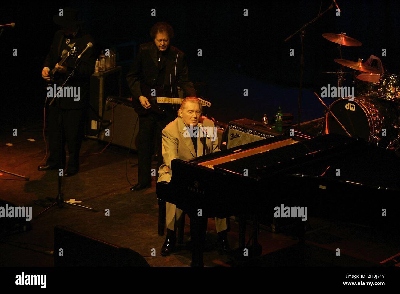 Jerry Lee Lewis performs live on stage Stock Photo - Alamy